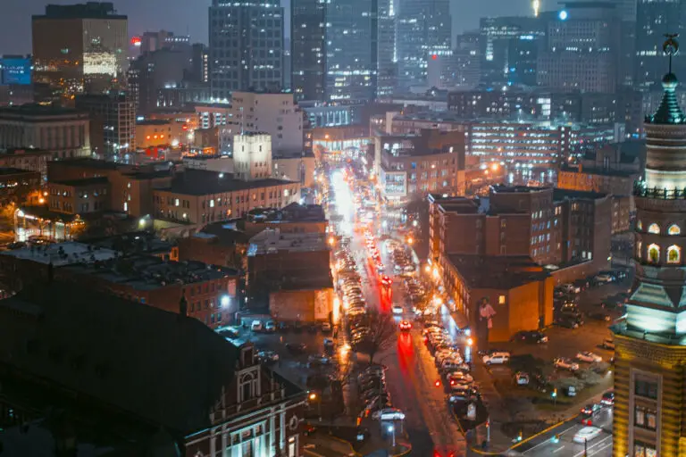 Living in Indianapolis, IN - What is it like - Pros and Cons - Combadi ...