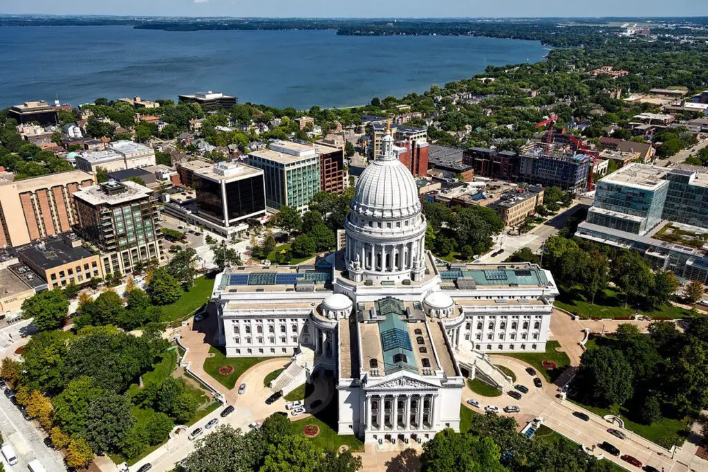 +12 Things to Do in Madison without a car - Combadi - World Travel Site